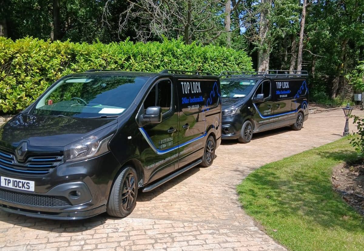 TOP LOCK : Locksmiths - Call Now 01226 952989